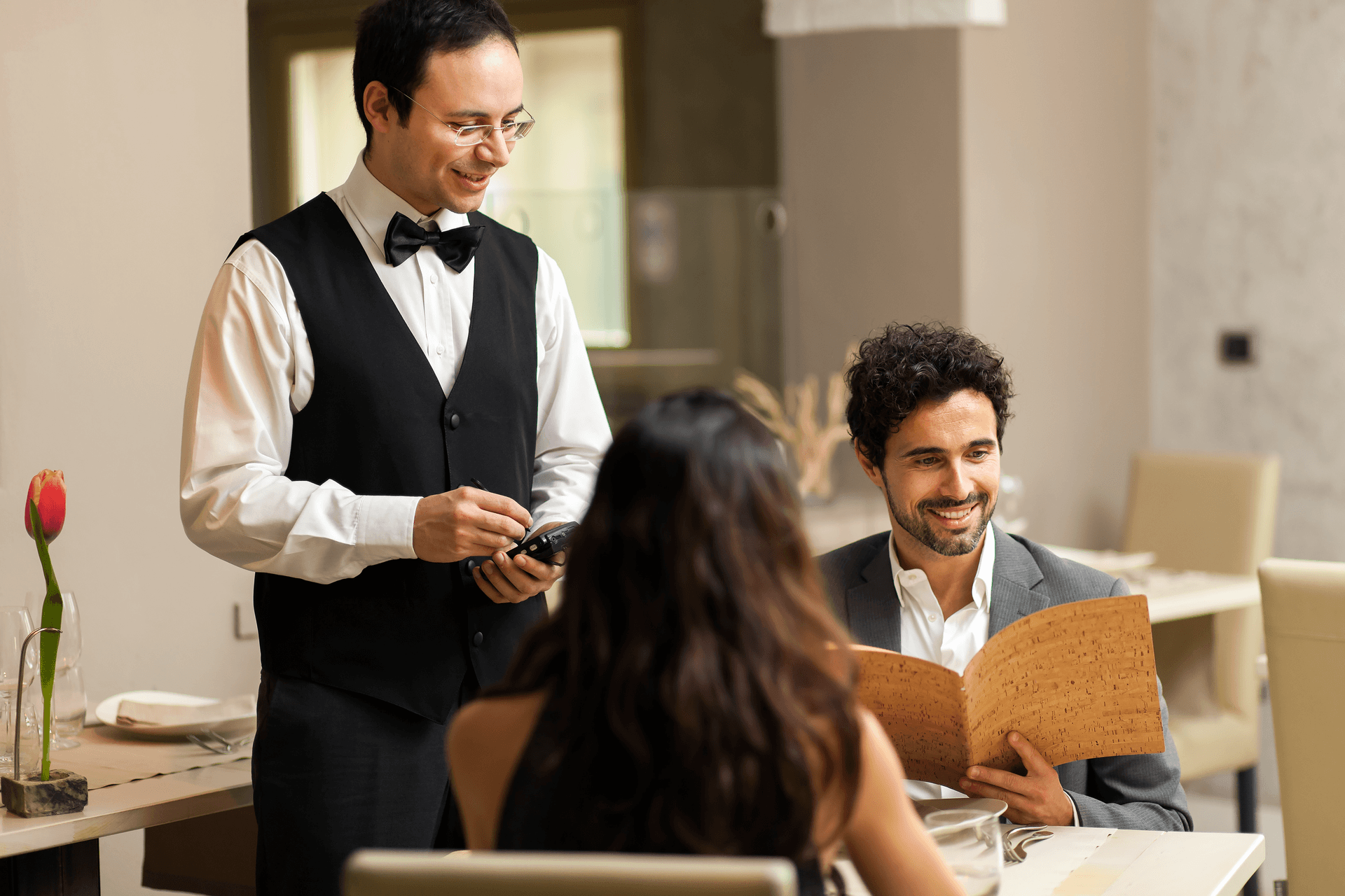 10 Effective Ways to Connect With Your Customers